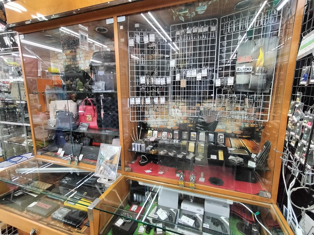 2号店 ブランド｜店舗紹介｜マンガ倉庫和田山店 公式HP｜兵庫県北部のリサイクルショップ 古着買取、リサイクル品の買取、販売 夜22時まで営業中!!